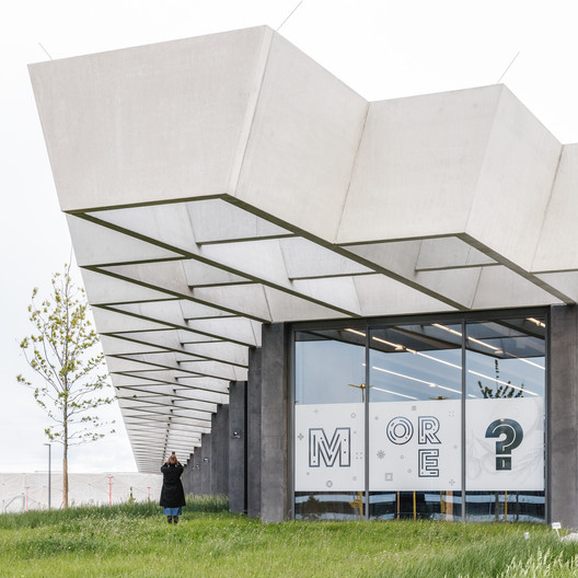 Adidas Halftime / Cobe | ArchDaily