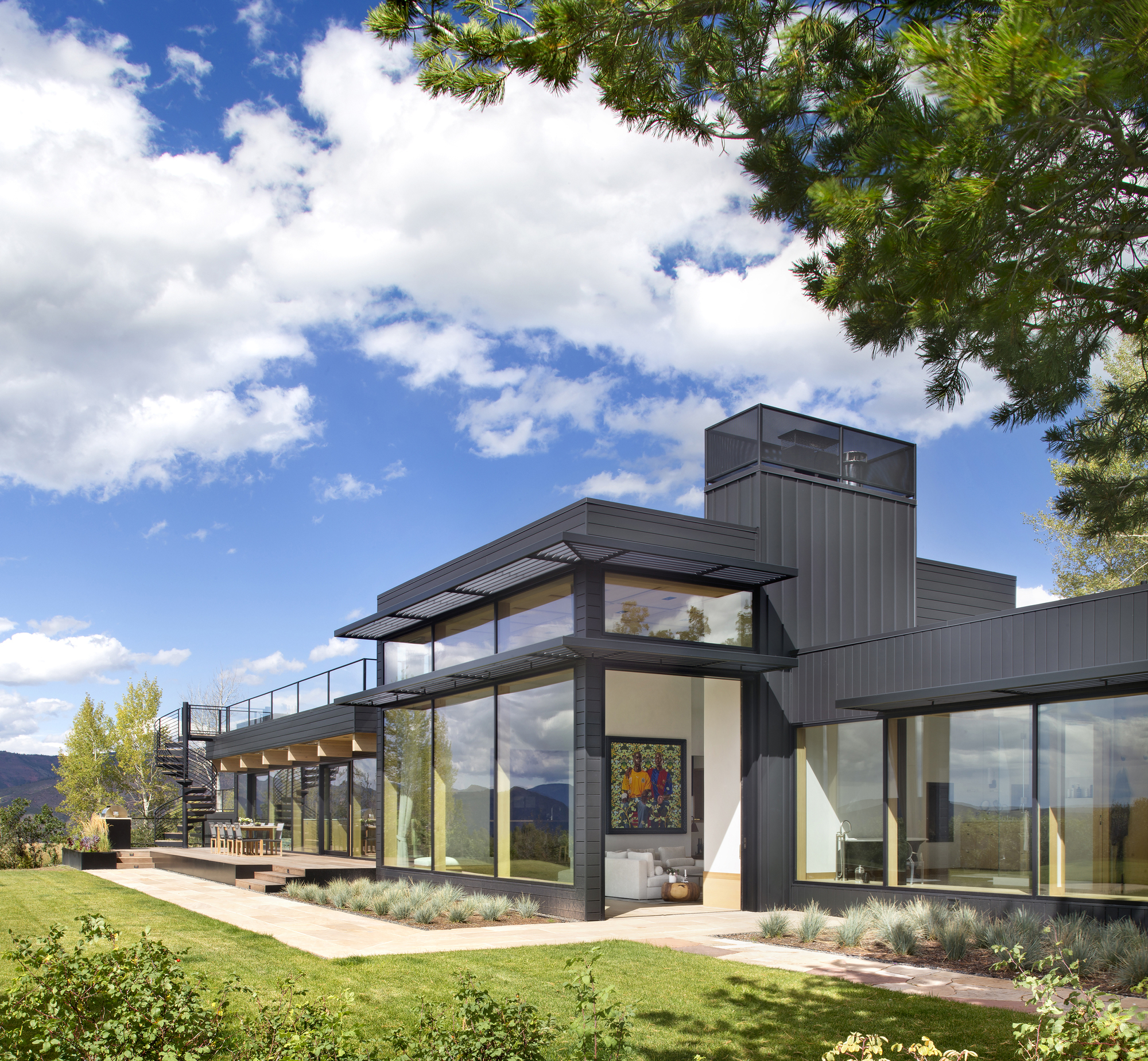 Gallery of Ridge House / Rowland+Broughton Architecture - 12