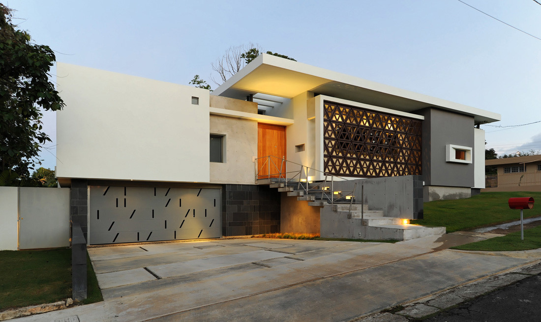 Gallery of Tropical Modernism: Puerto Rico's New Homes, Hotels and ...