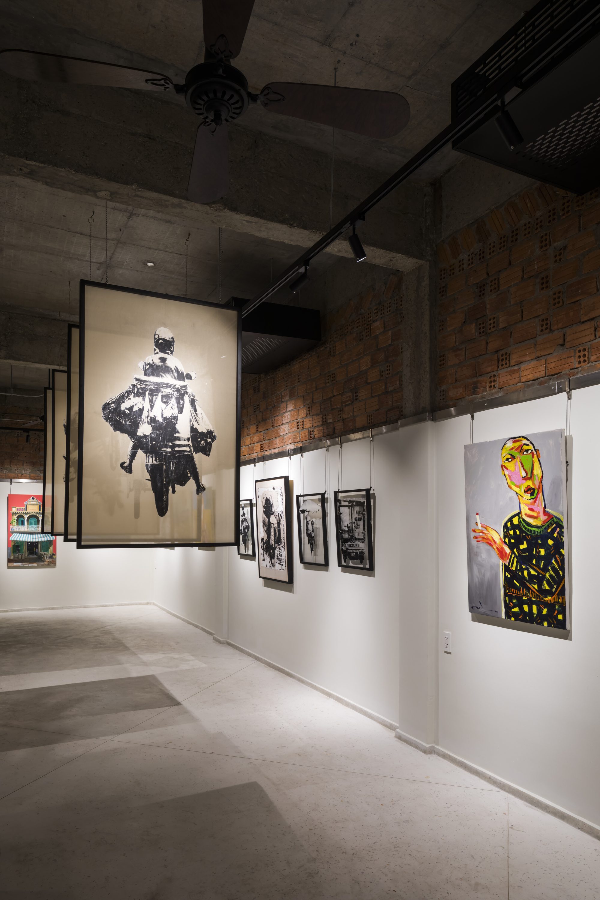 Gallery of The Art Space Gallery & Restaurant / ShapeUs studio - 14