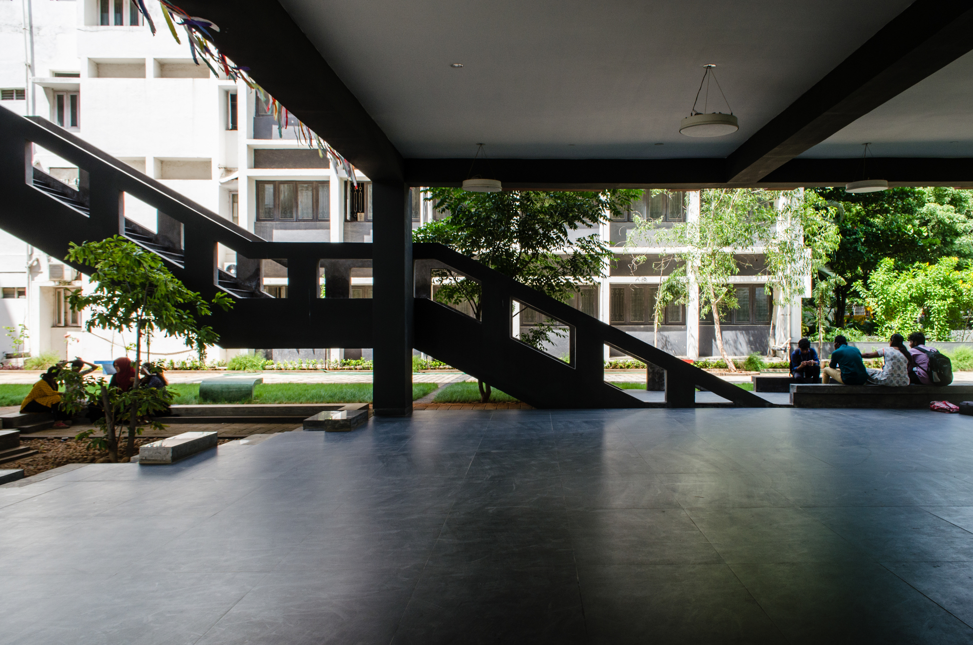 Gallery of School of Architecture, Crescent University ...
