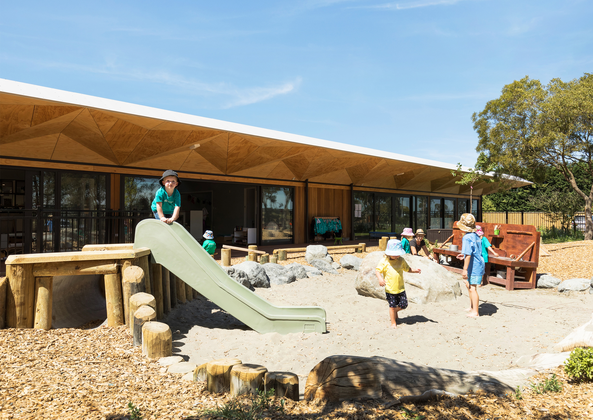 Gallery of Three Trees Learning Centre / Collingridge And Smith ...