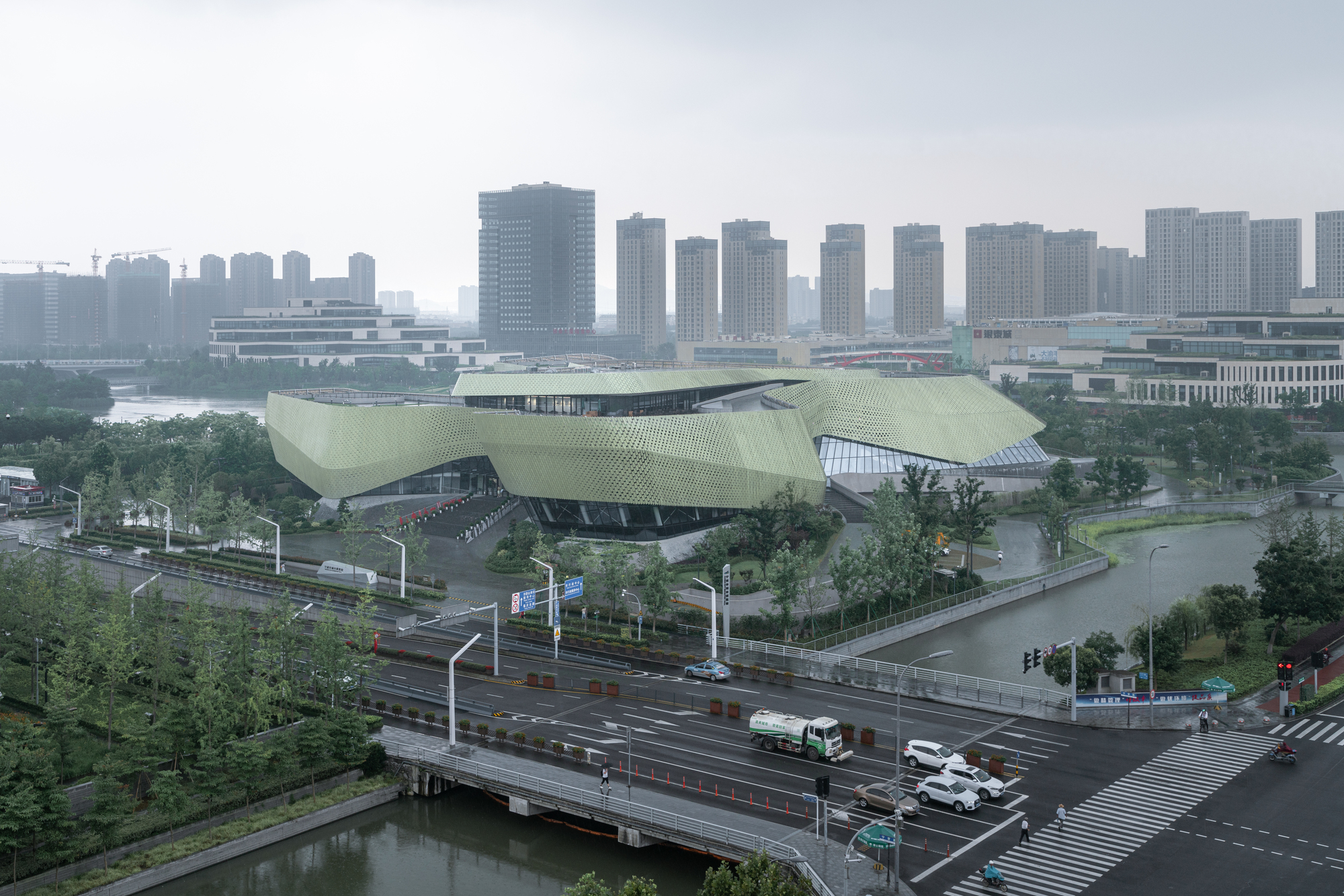 Gallery of Ningbo Urban Planning Exhibition Center / Playze ...