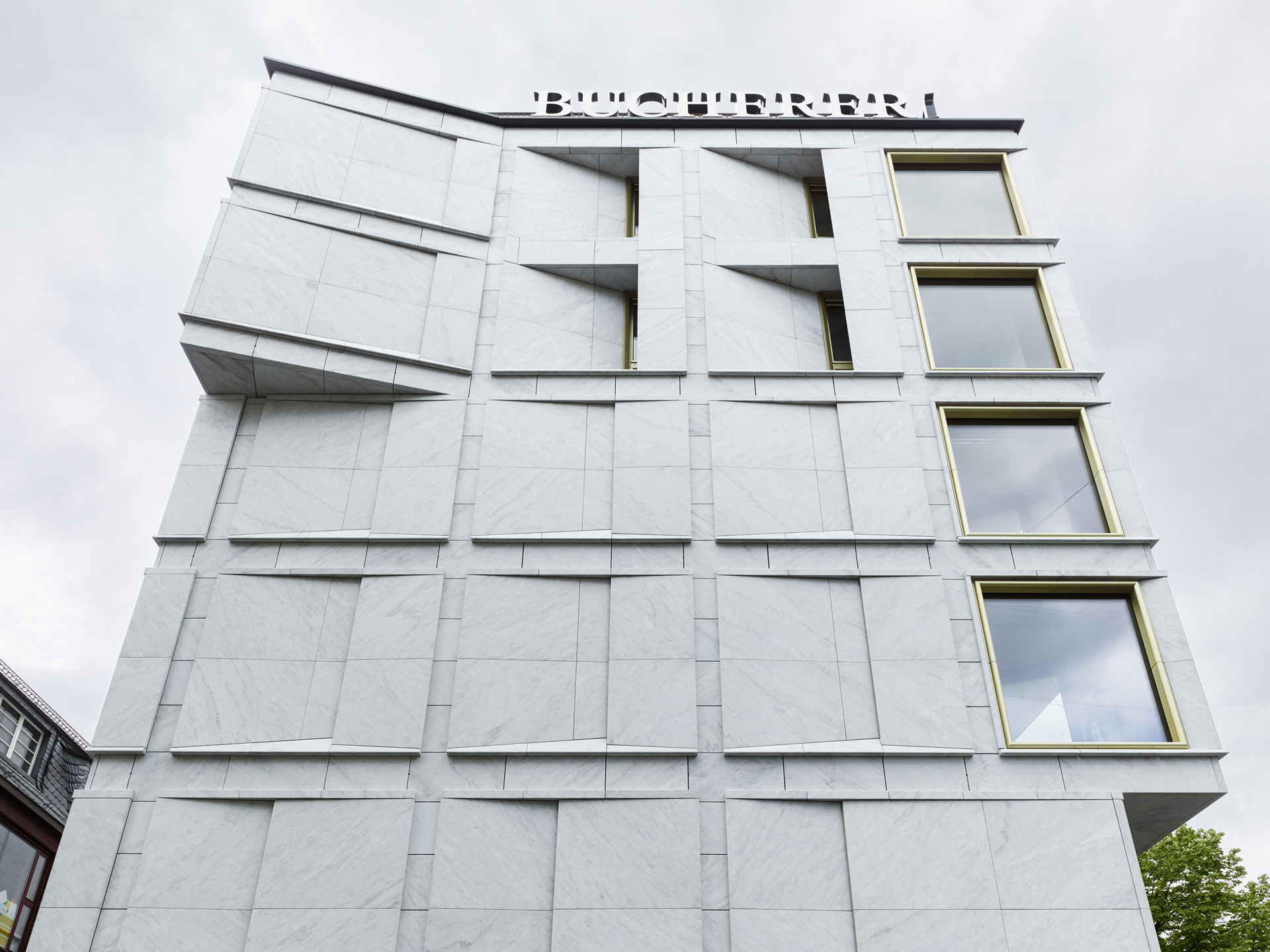 Gallery of Bucherer Flagship Store / Office Haratori + Office Winhov - 2