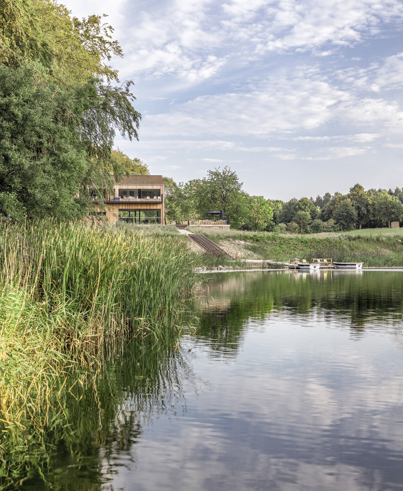Galeria de Hotel Klintholm Gods Lake / PLH Arkitekter - 10