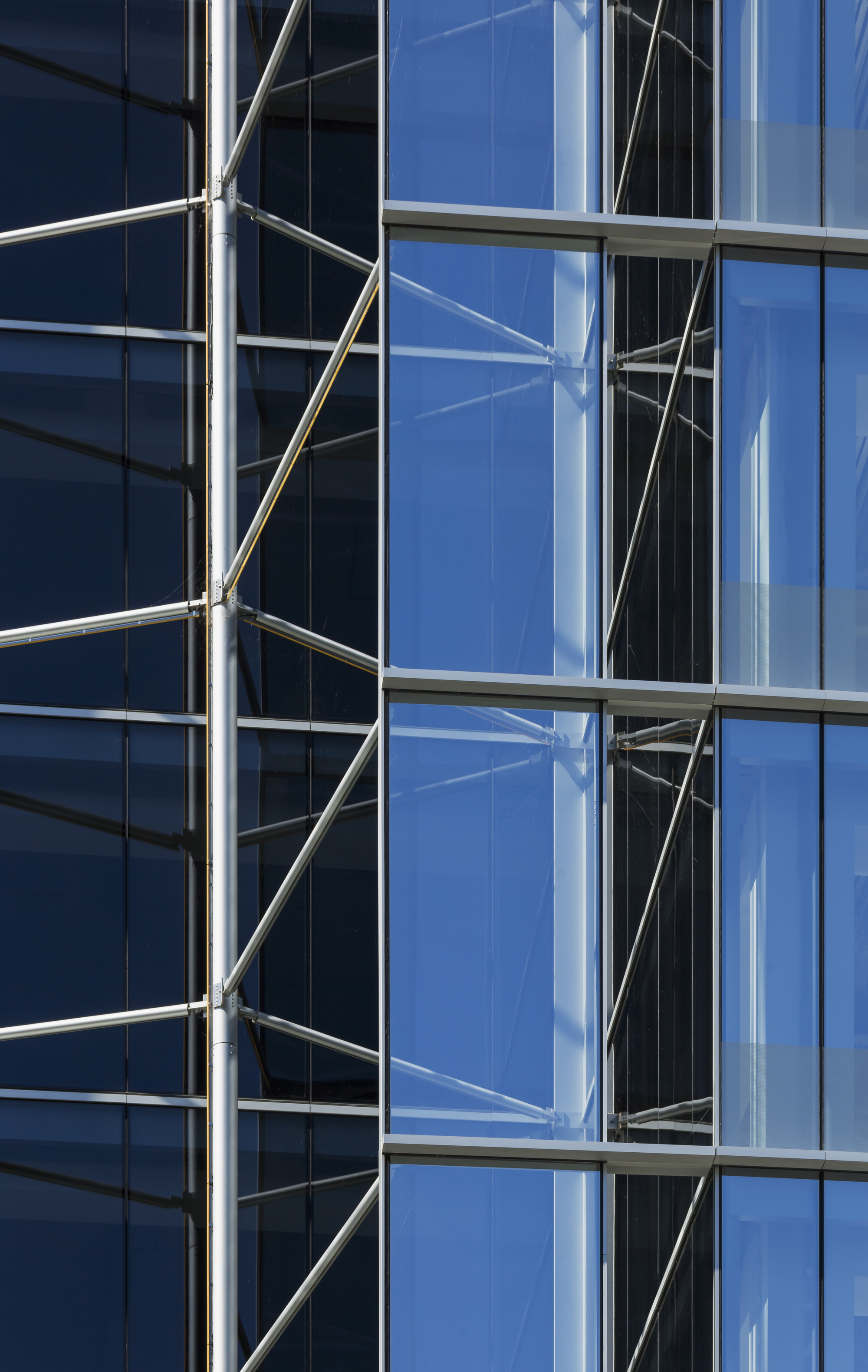 Gallery of 1400 Crystal Drive Office Building / FOX Architects - 19