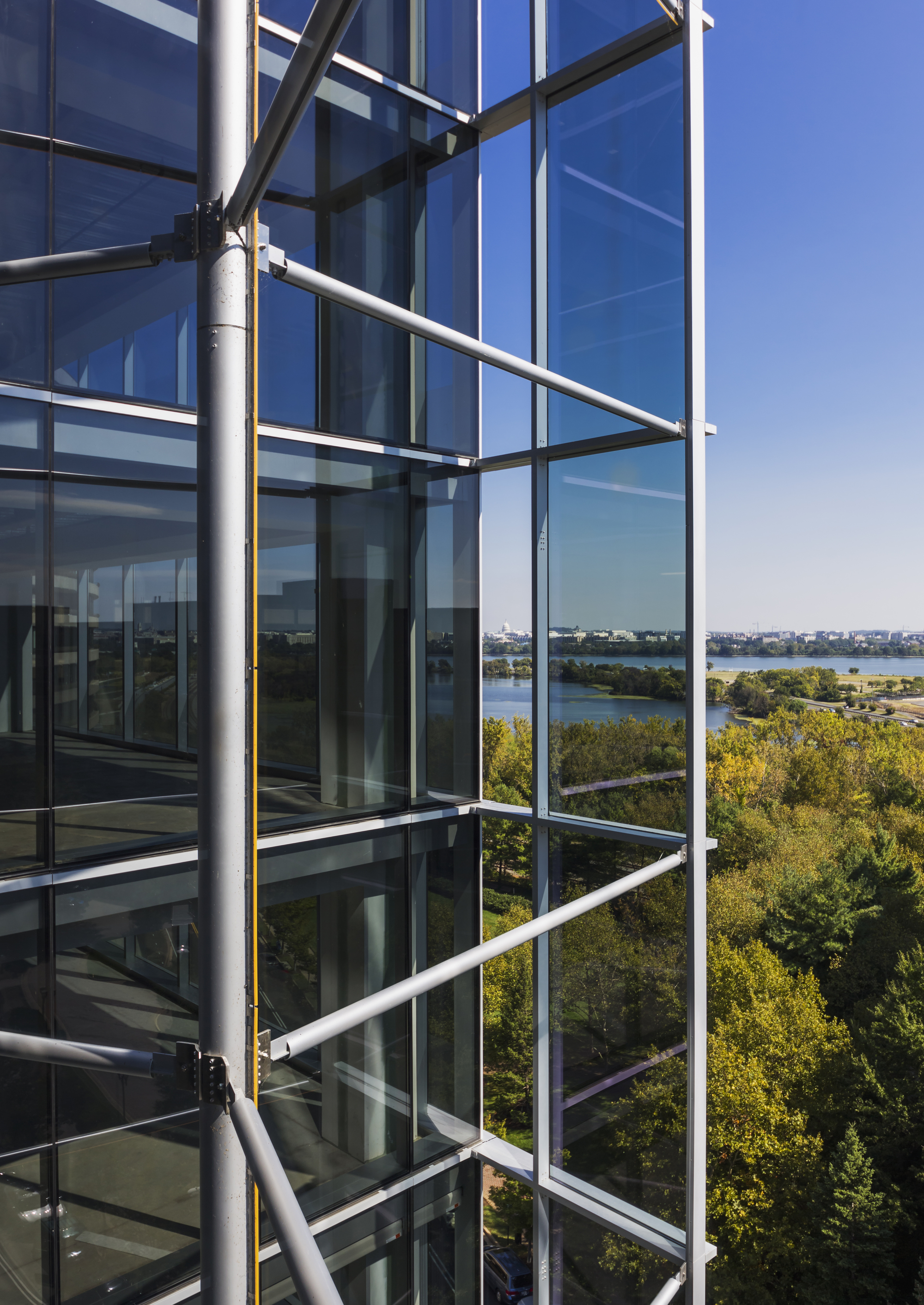 Gallery of 1400 Crystal Drive Office Building / FOX Architects - 11