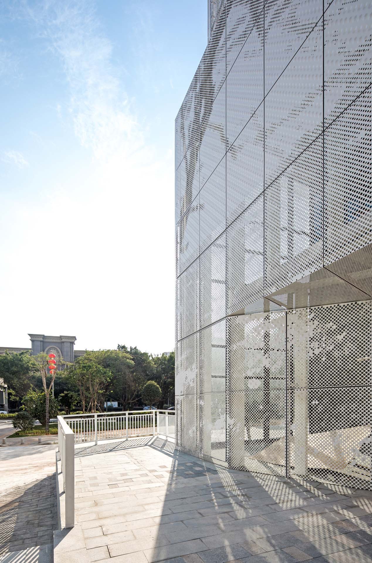 Gallery of Comprehensive Cultural Service Building / ZHUBO DESIGN - 23