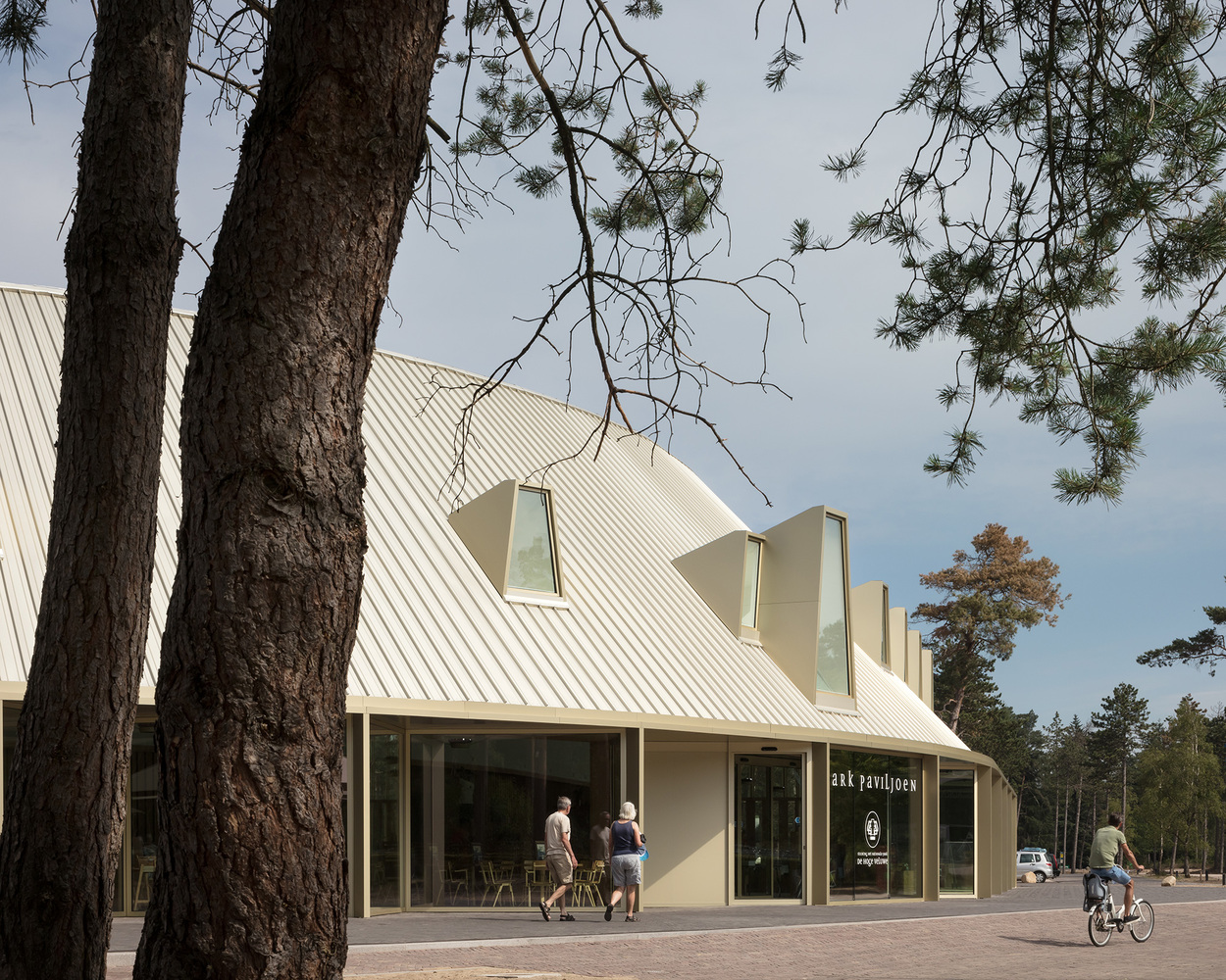 Gallery of Park Pavilion The Hoge Veluwe National Park / De Zwarte Hond ...