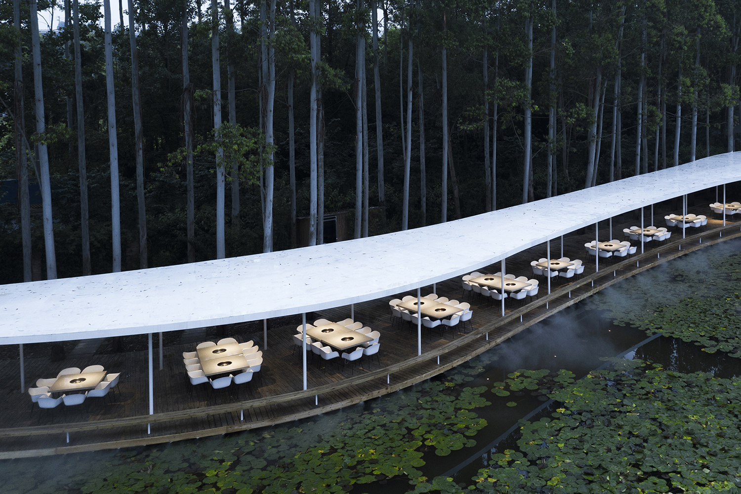 Gallery of Innovative Uses of Water in Architecture - 10