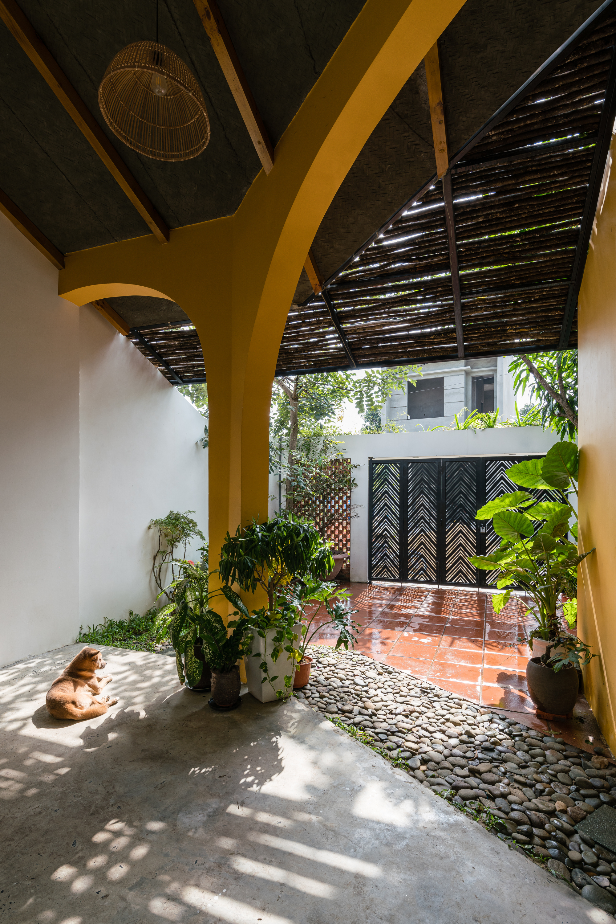 Gallery of KHE House / K.A.N Studio - 36