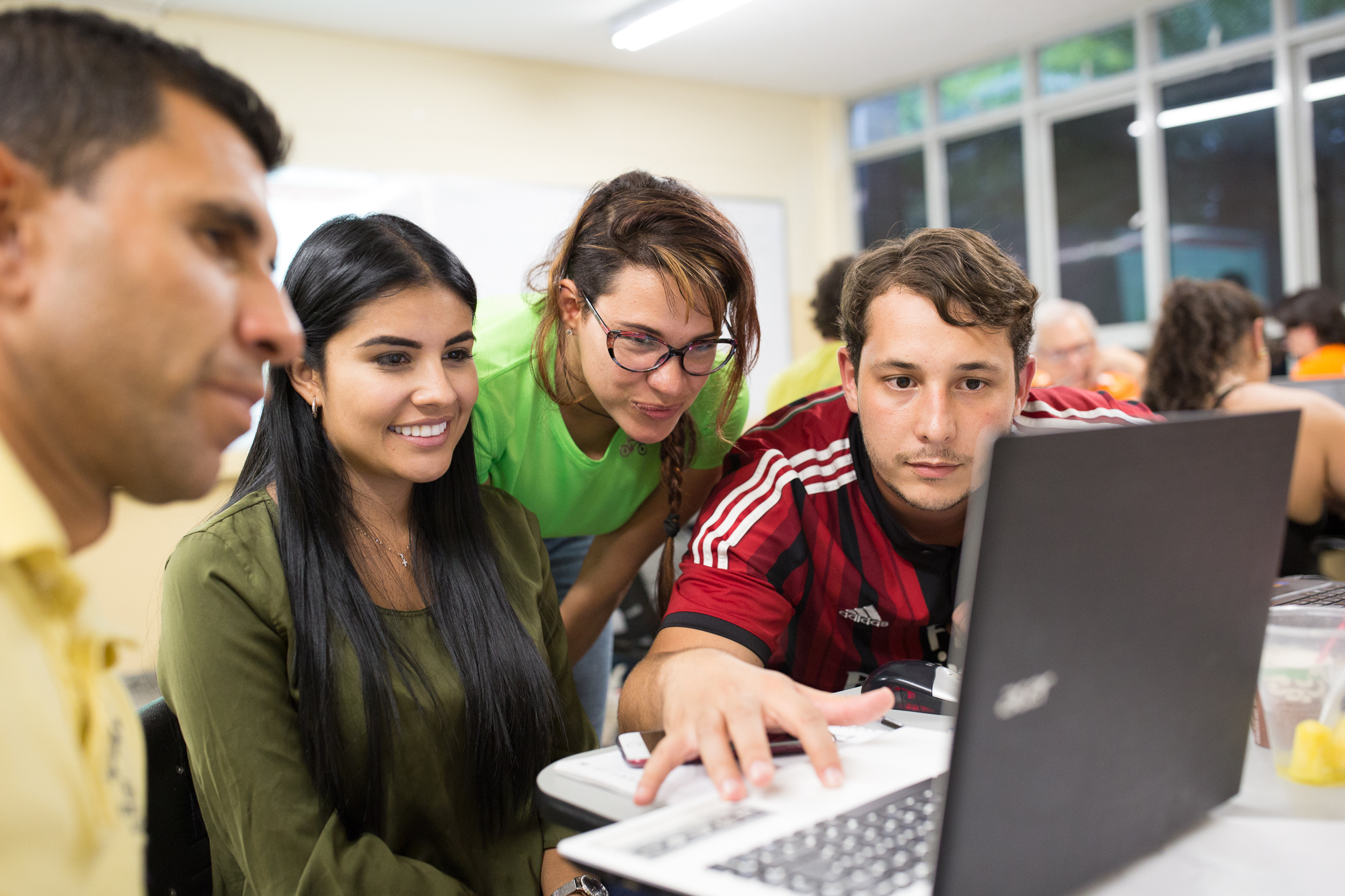 Galería de Streetmix: la herramienta de diseño urbano que ayuda a ...