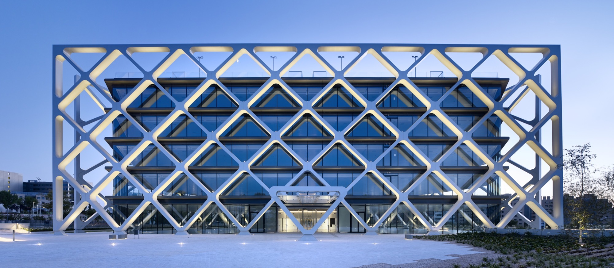 Gallery of OXXEO Building / Rafael de La-Hoz Arquitectos - 10
