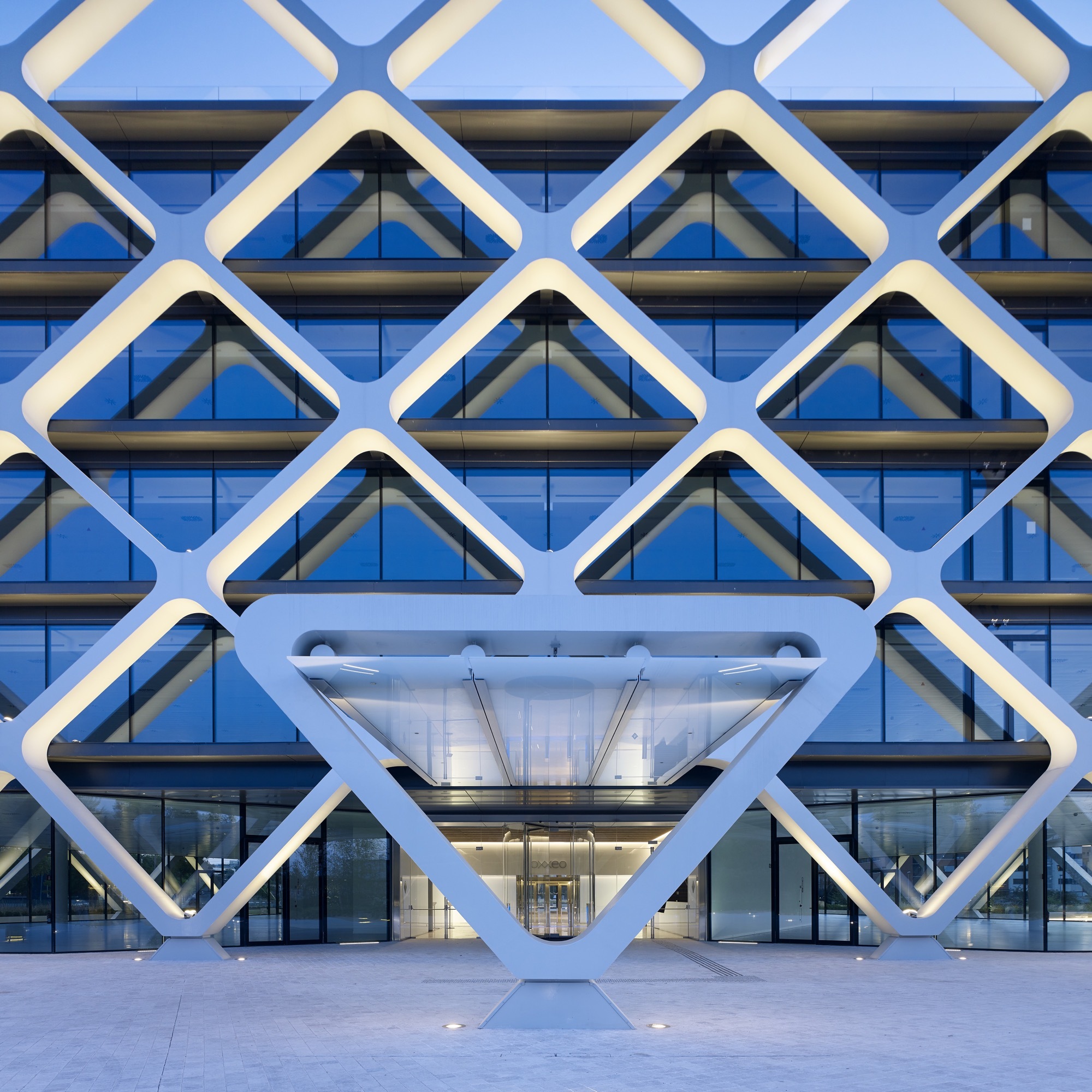 Gallery of OXXEO Building / Rafael de La-Hoz Arquitectos - 13