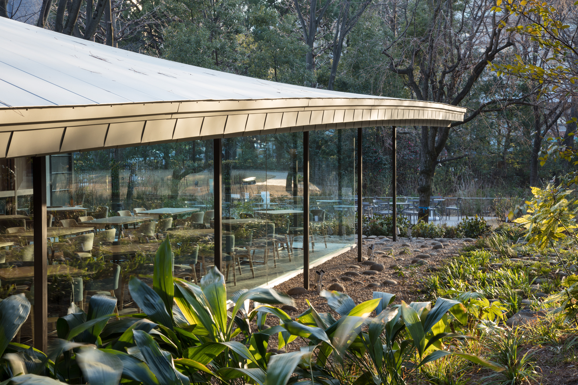 Gallery of Restaurant in Tokyo Metropolitan Teien Art Museum / KUME ...