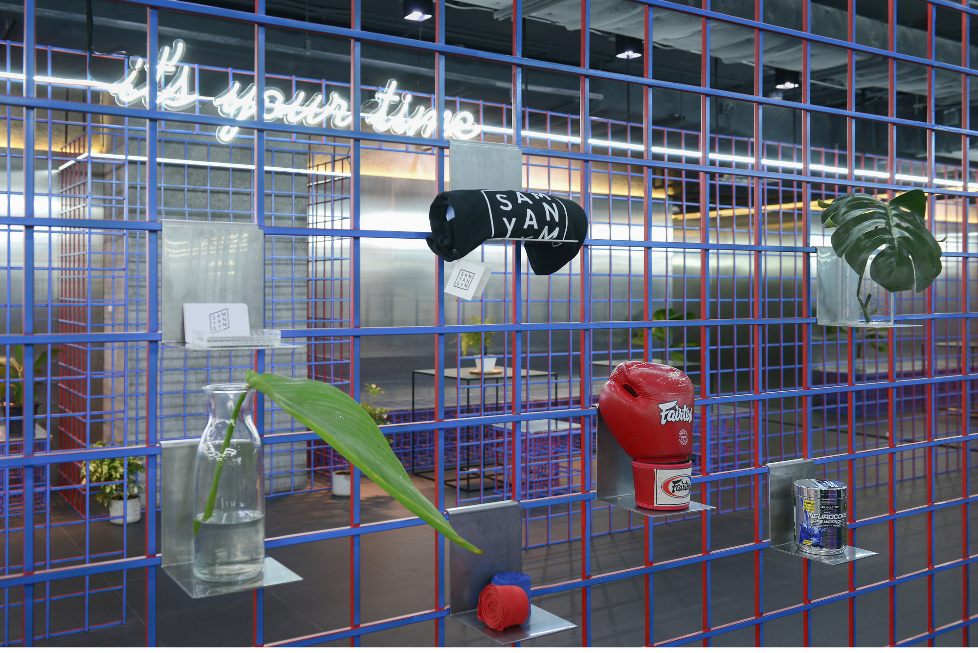 Gallery of Sam Yan Gym / Looklen Architects - 13