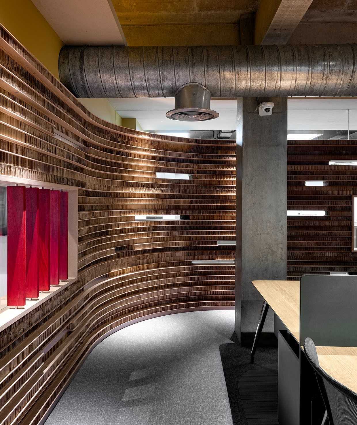 Gallery of The Cardboard Office / Studio VDGA - 22