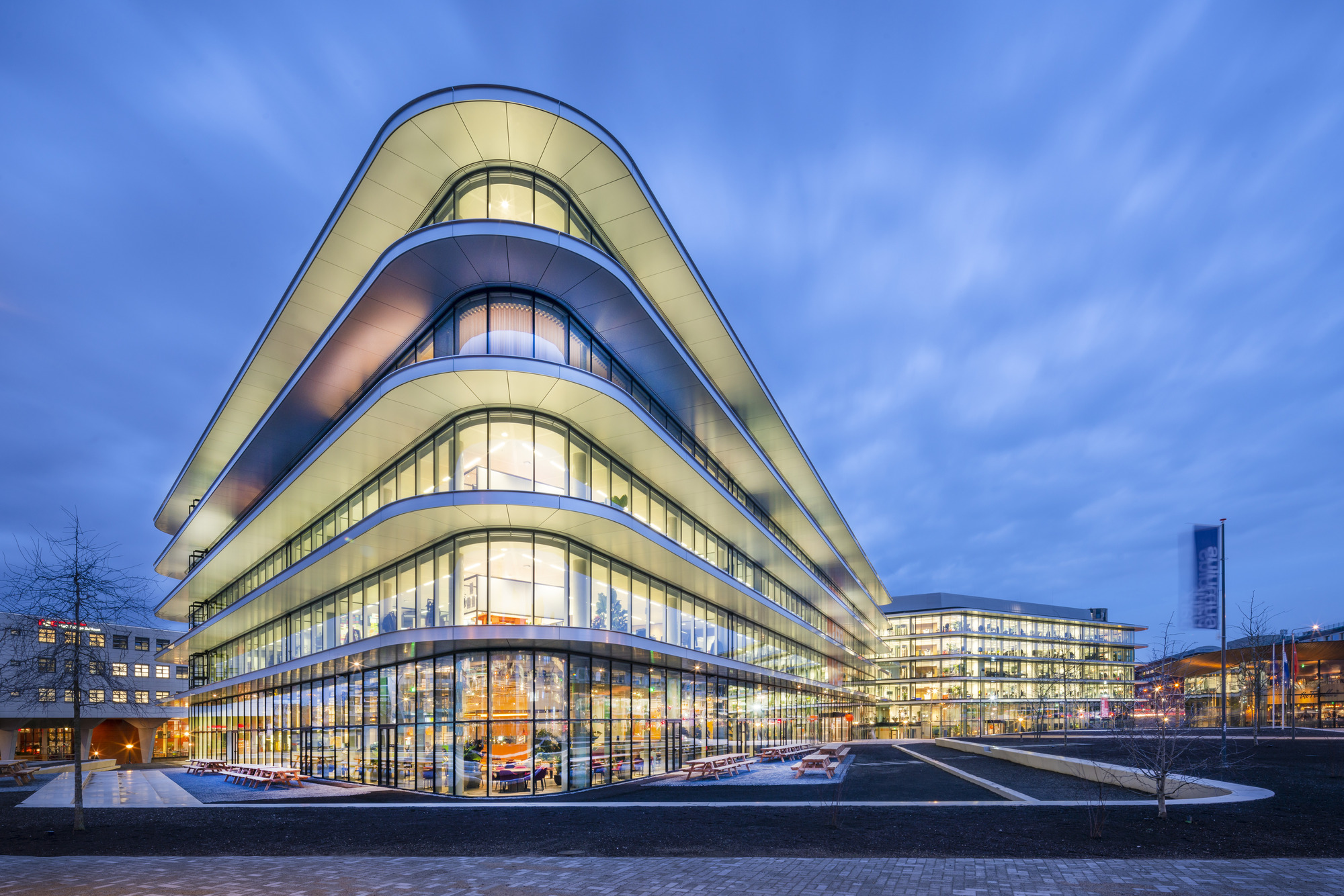 Gallery of Cedar ING Offices / Benthem Crouwel Architects ...