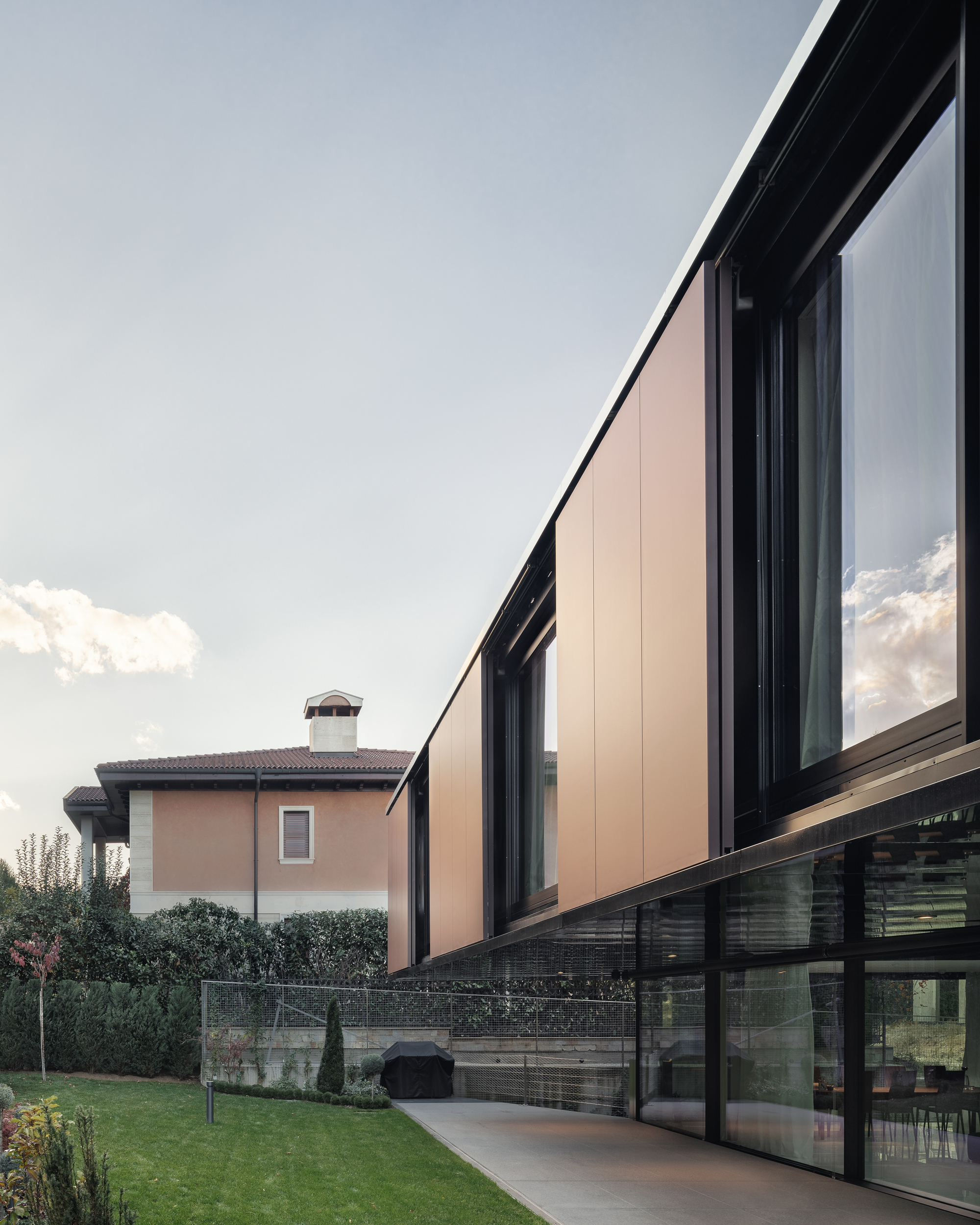 Gallery of Eclipse house / I/O architects - 10