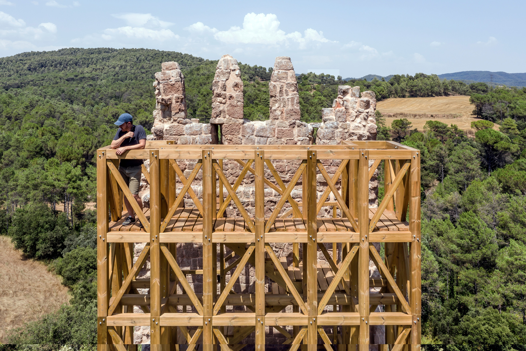 Gallery of Recovery of Merola’s Tower / Carles Enrich Studio - 21