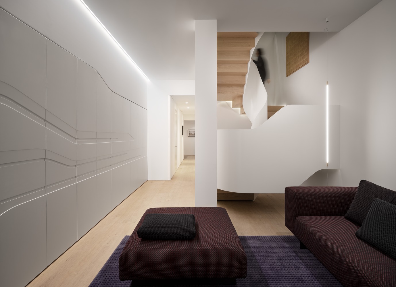 Gallery of Light Falls House / FLOW Architecture + Magrits - 17