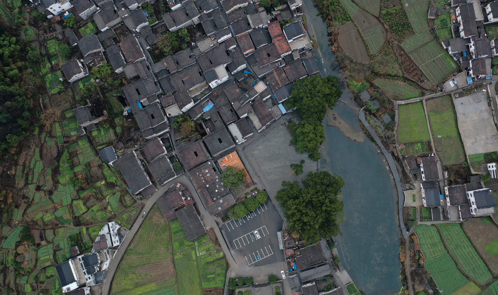 Gallery of Restoration and Reconstruction of Liu Geng Tang Hall ...