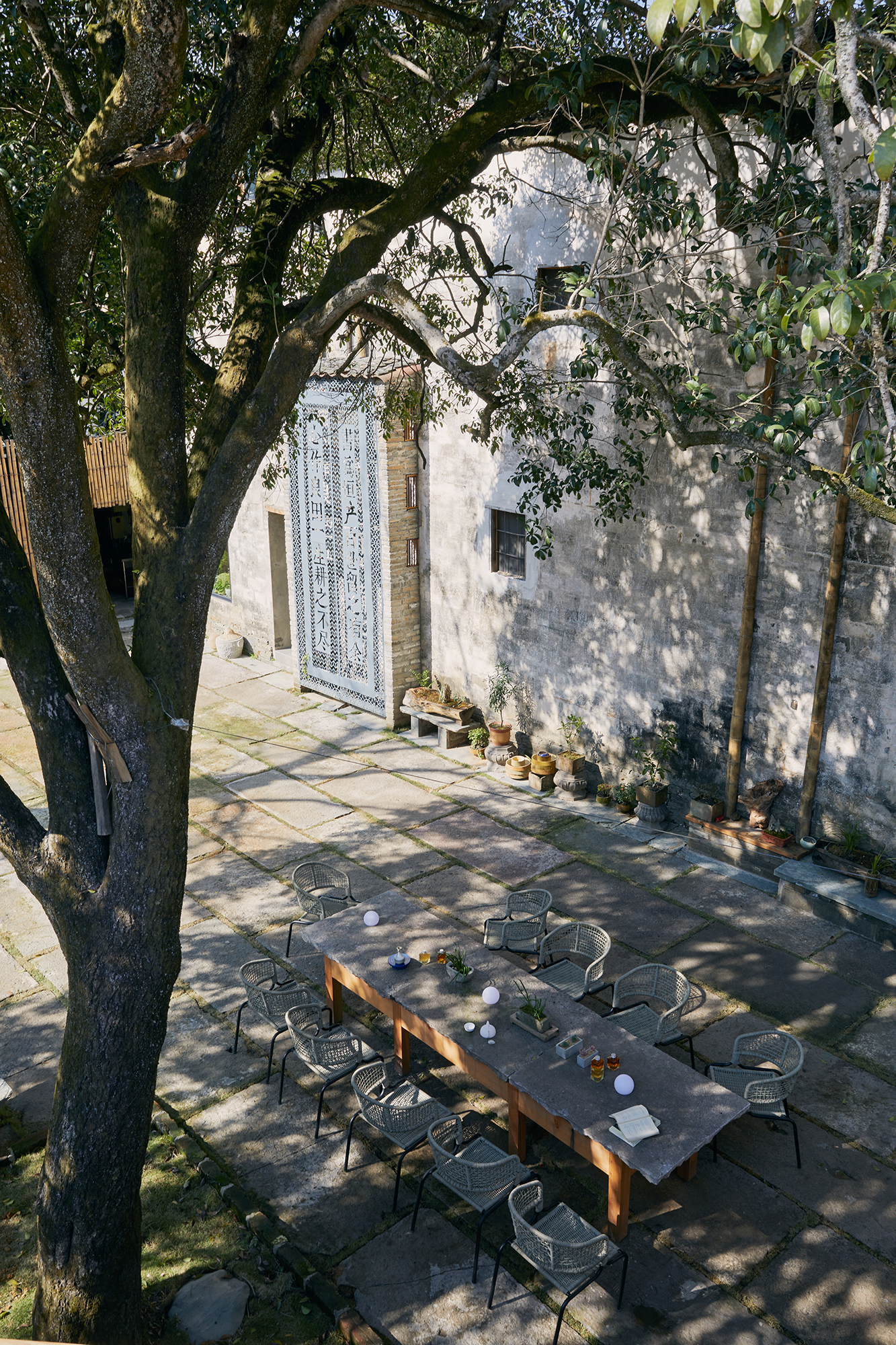 Gallery of Restoration and Reconstruction of Liu Geng Tang Hall ...