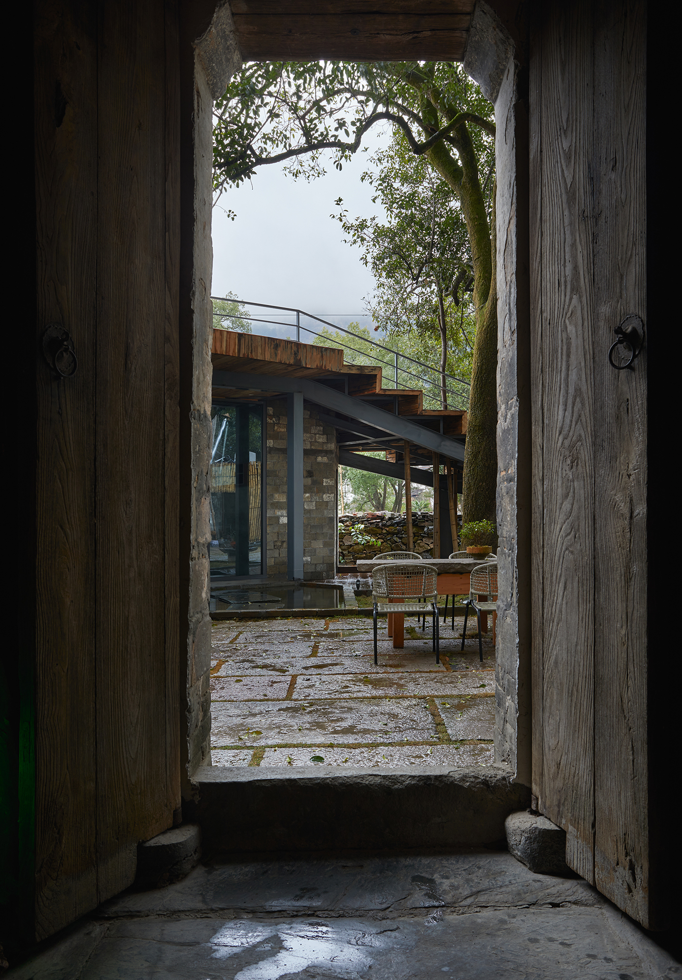 Gallery of Restoration and Reconstruction of Liu Geng Tang Hall ...