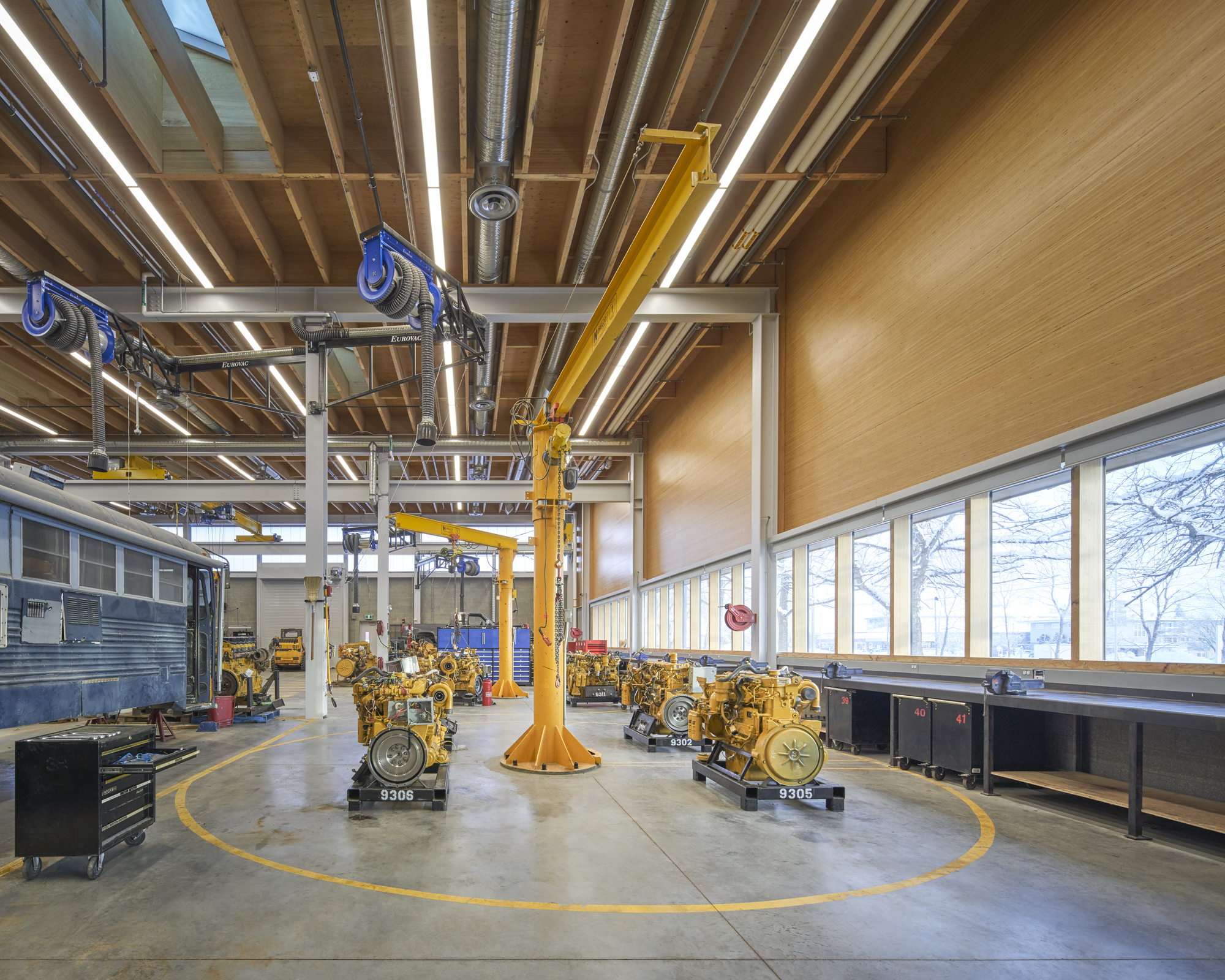 Gallery of CNC Heavy Mechanical Trades Training Facility / Office Of ...