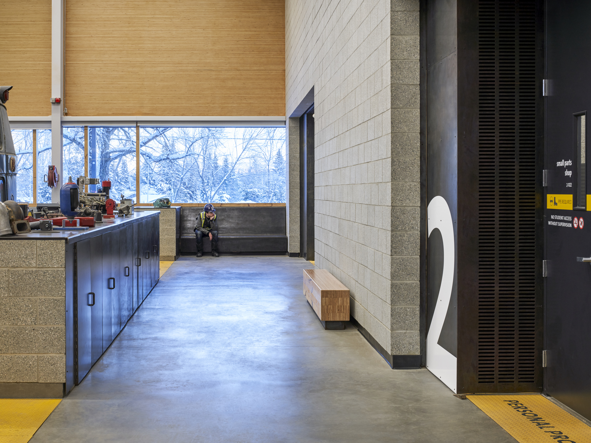 Gallery of CNC Heavy Mechanical Trades Training Facility / Office Of ...