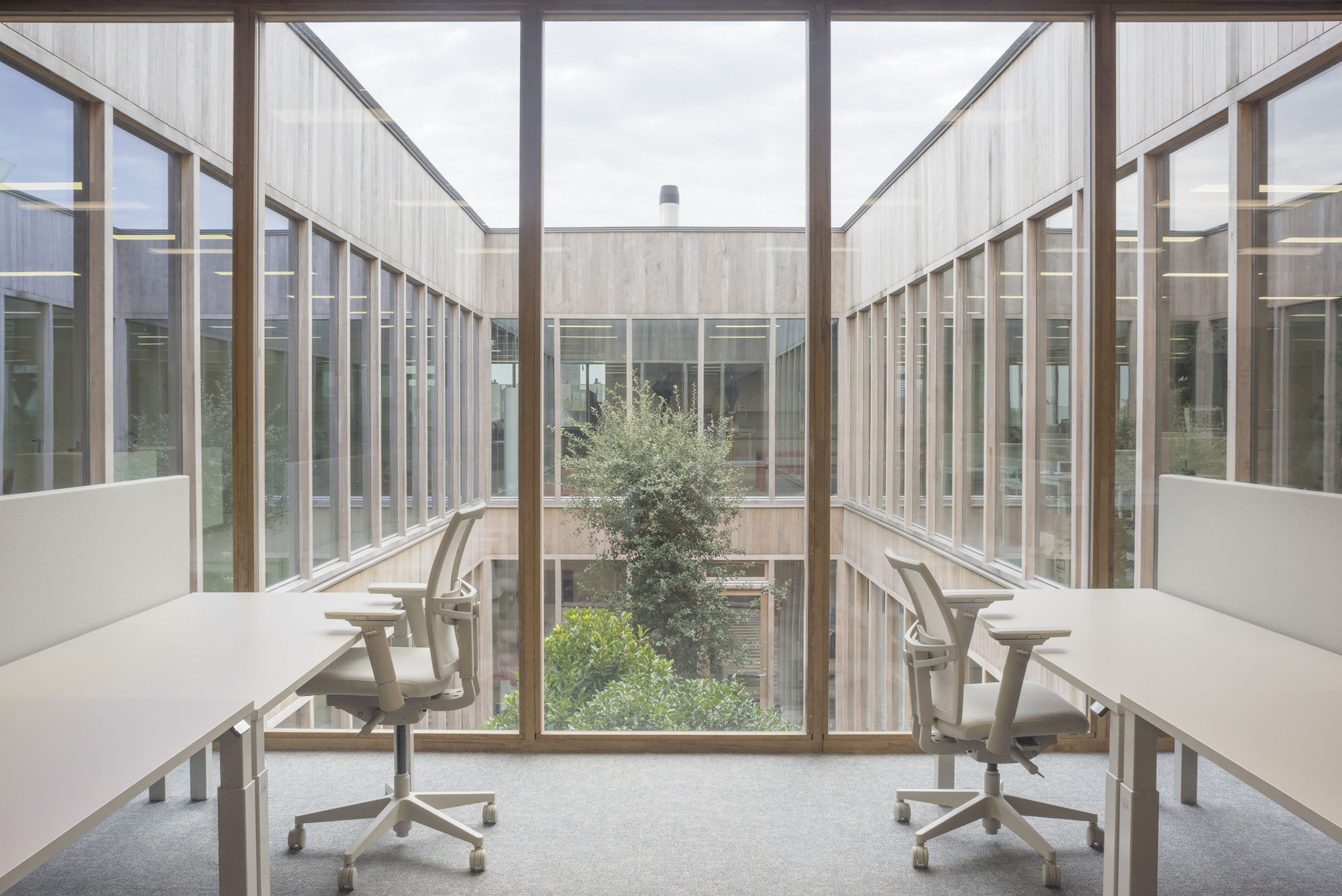 Gallery of The Platform Office Building / Space Encounters - 5