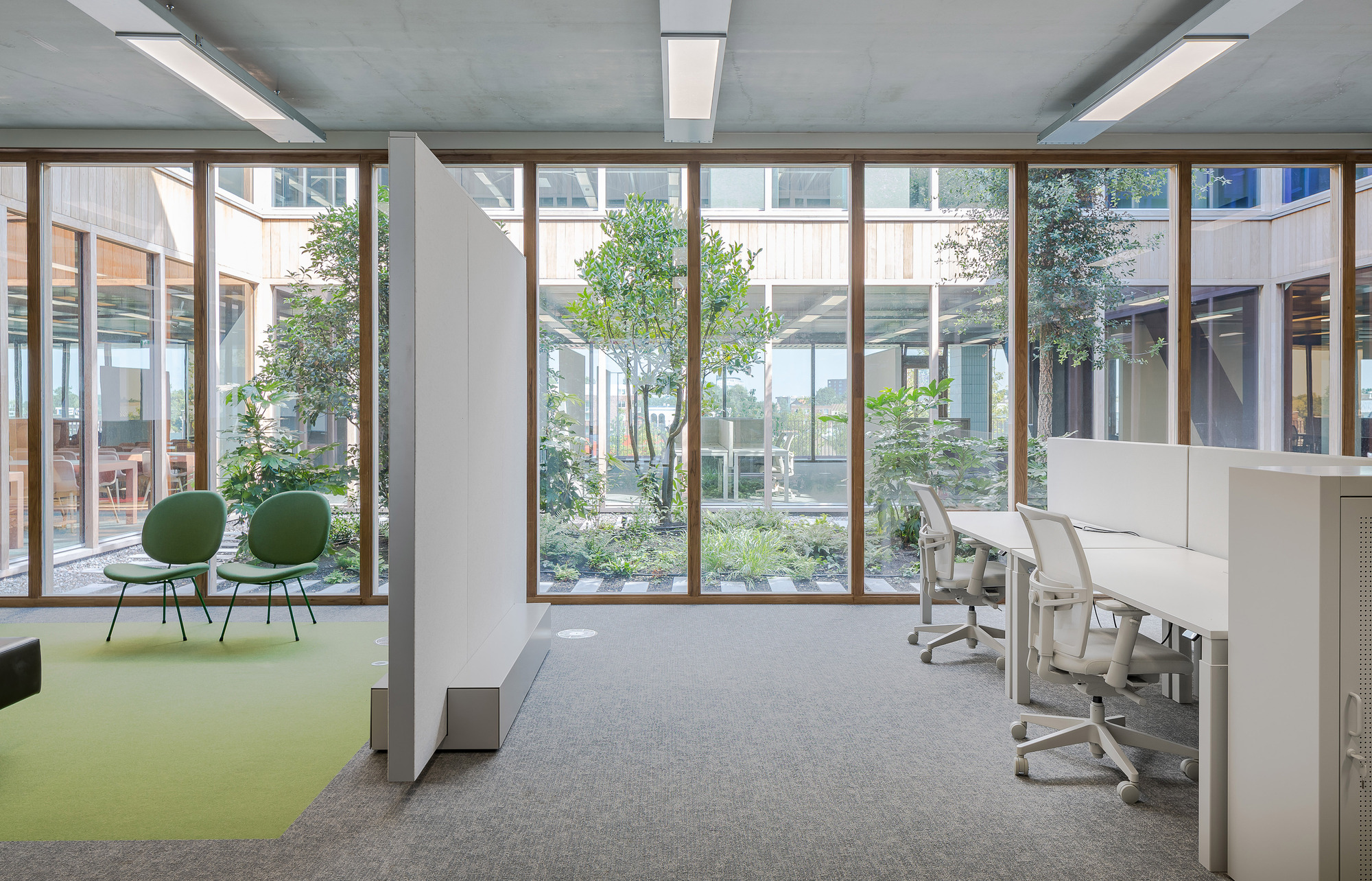 Gallery of The Platform Office Building / Space Encounters - 14