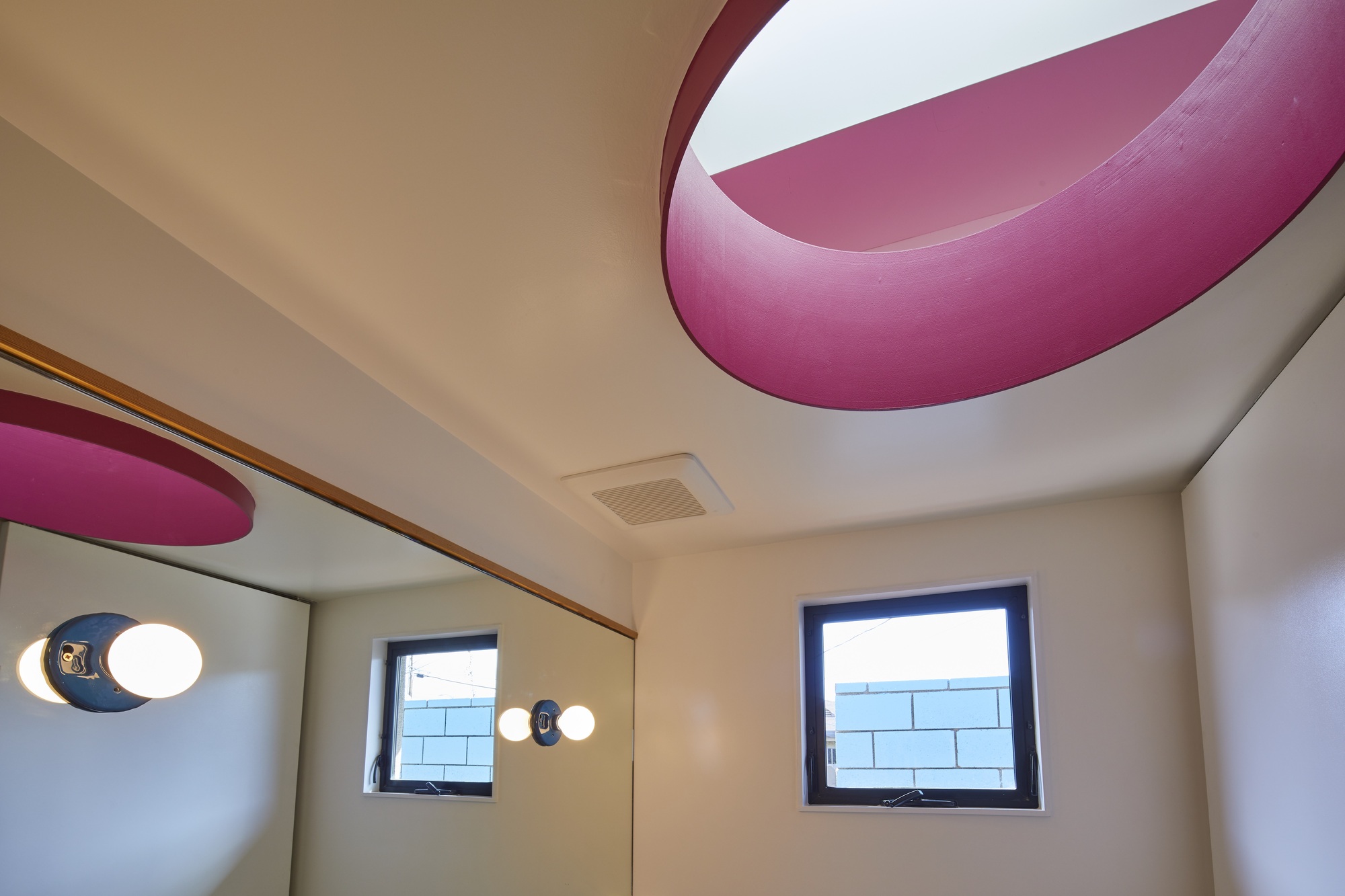 Galería de Bunch Design explora el futuro de la vivienda en Los Ángeles ...