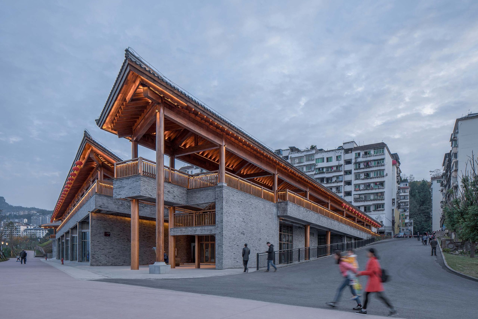 Gallery of Yunyang Sifangjing Service Building / Tanghua Architect ...
