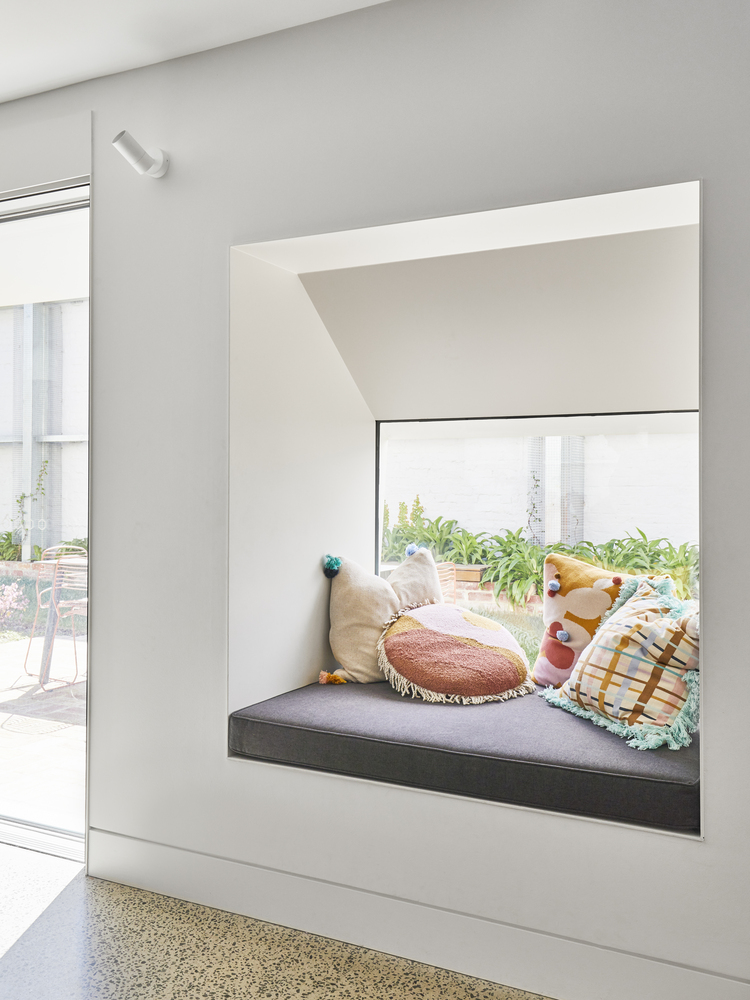 Gallery of RaeRae House / Austin Maynard Architects - 48