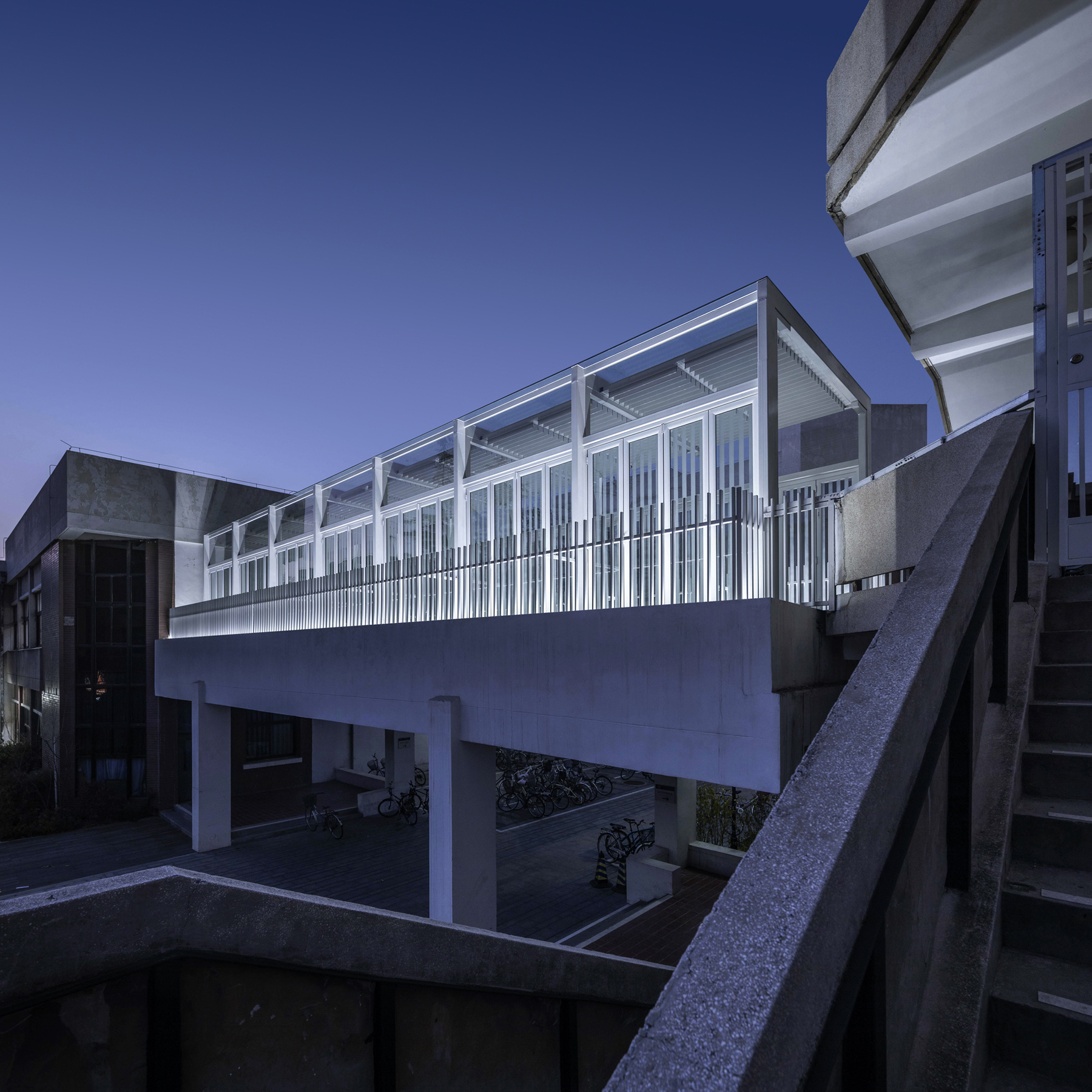 Gallery of Interior Reconstruction of the Fourth Teaching Building of ...