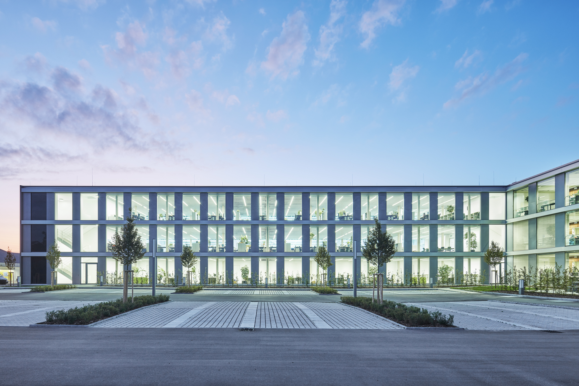 Gallery of Extension Headquarter EMAG / Neugebauer + Roesch Architekten - 6