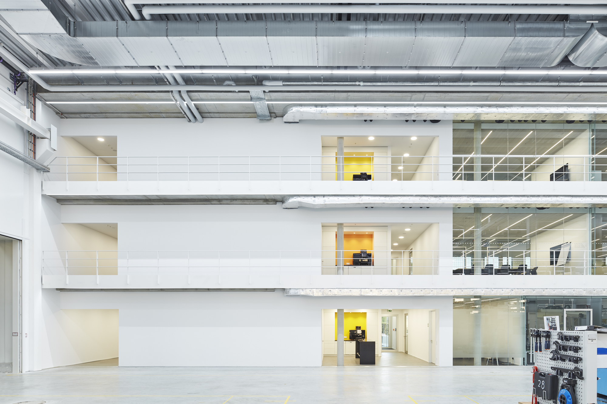 Gallery of Extension Headquarter EMAG / Neugebauer + Roesch Architekten - 4