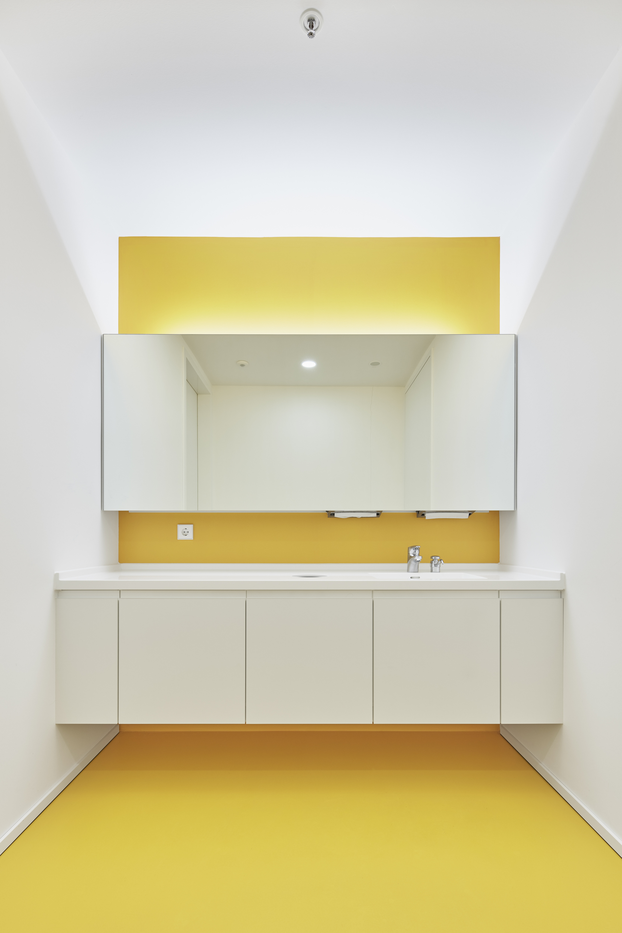 Gallery of Extension Headquarter EMAG / Neugebauer + Roesch Architekten ...