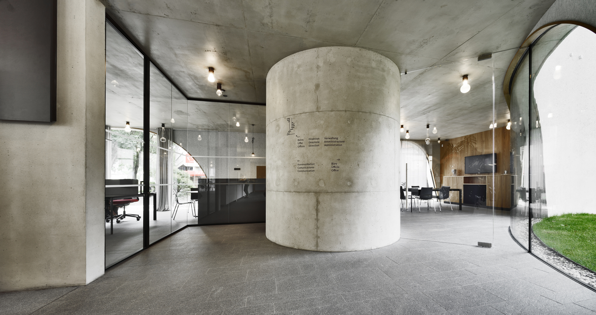 Gallery of TreeHugger Tourist Information Office / MoDusArchitects - 21