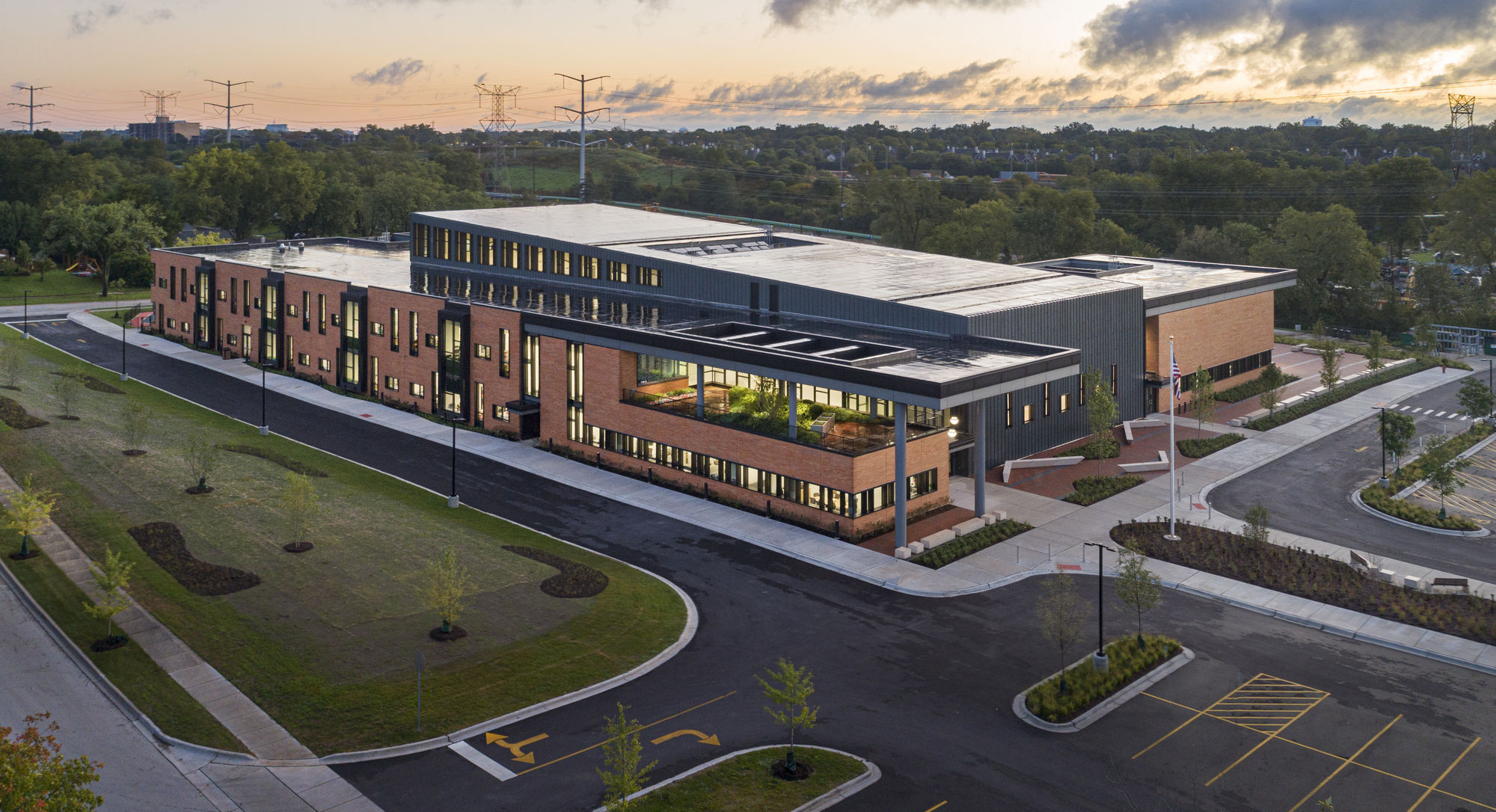 Galeria de Escola Primária Lisle / Perkins and Will - 6