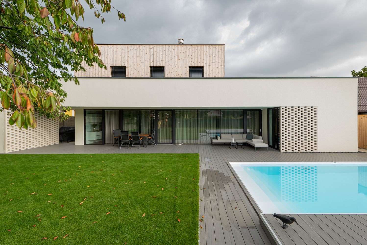 Gallery of BLNT house / AT26 architects - 3