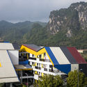Da Hop Kindergarten and Primary School / 1+1>2 Architects | ArchDaily