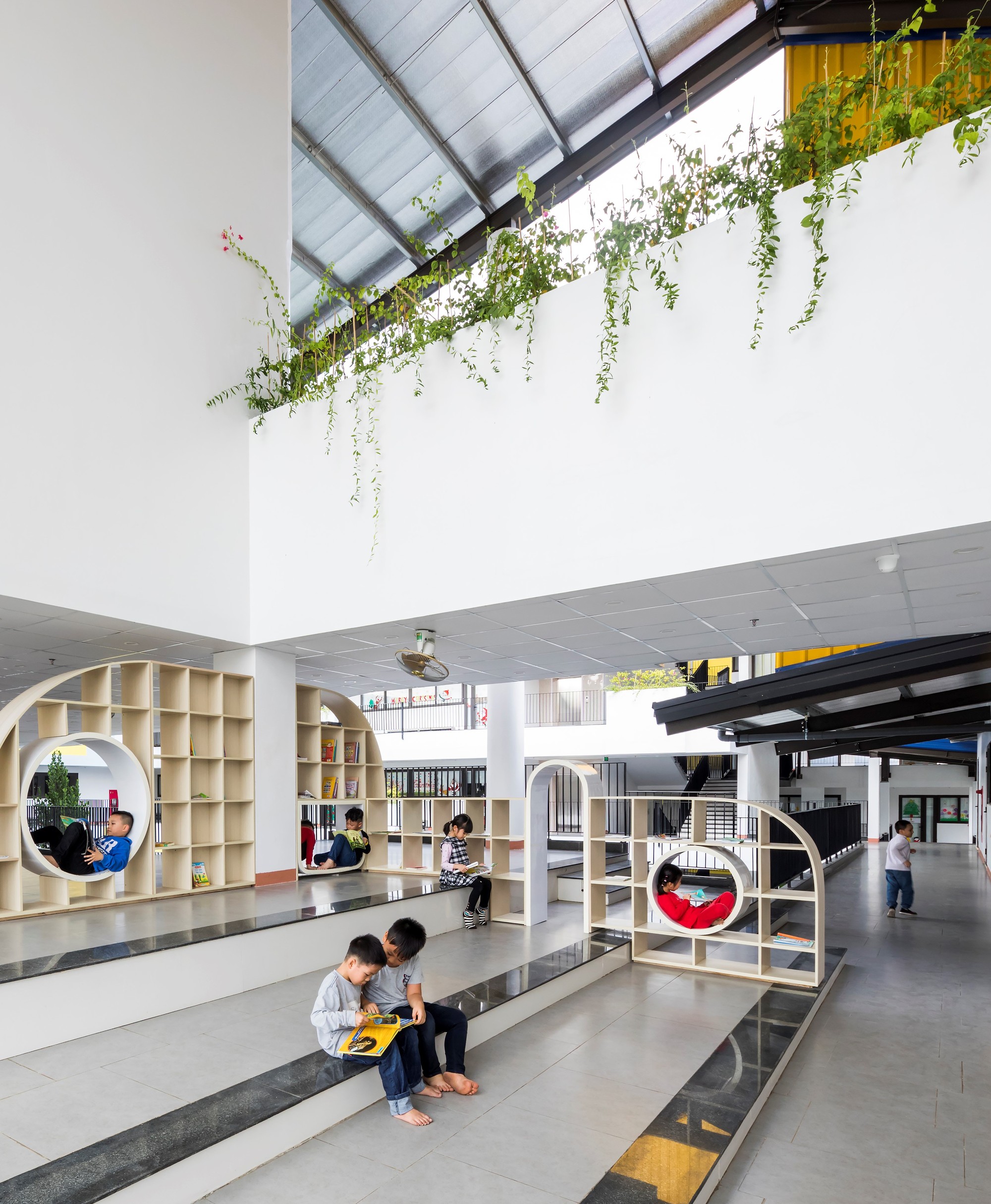 Gallery of Da Hop Kindergarten and Primary School / 1+1>2 Architects - 9