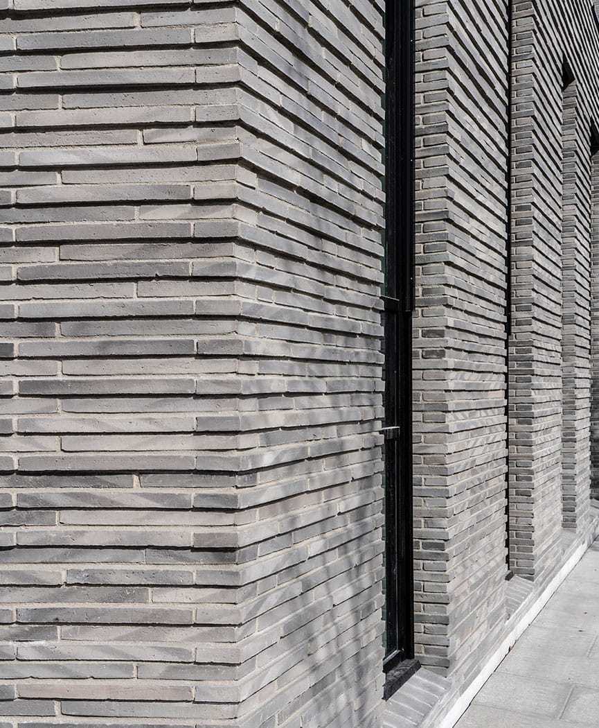 Gallery of Long Format Bricks: Shaping Distinctive Facades - 17