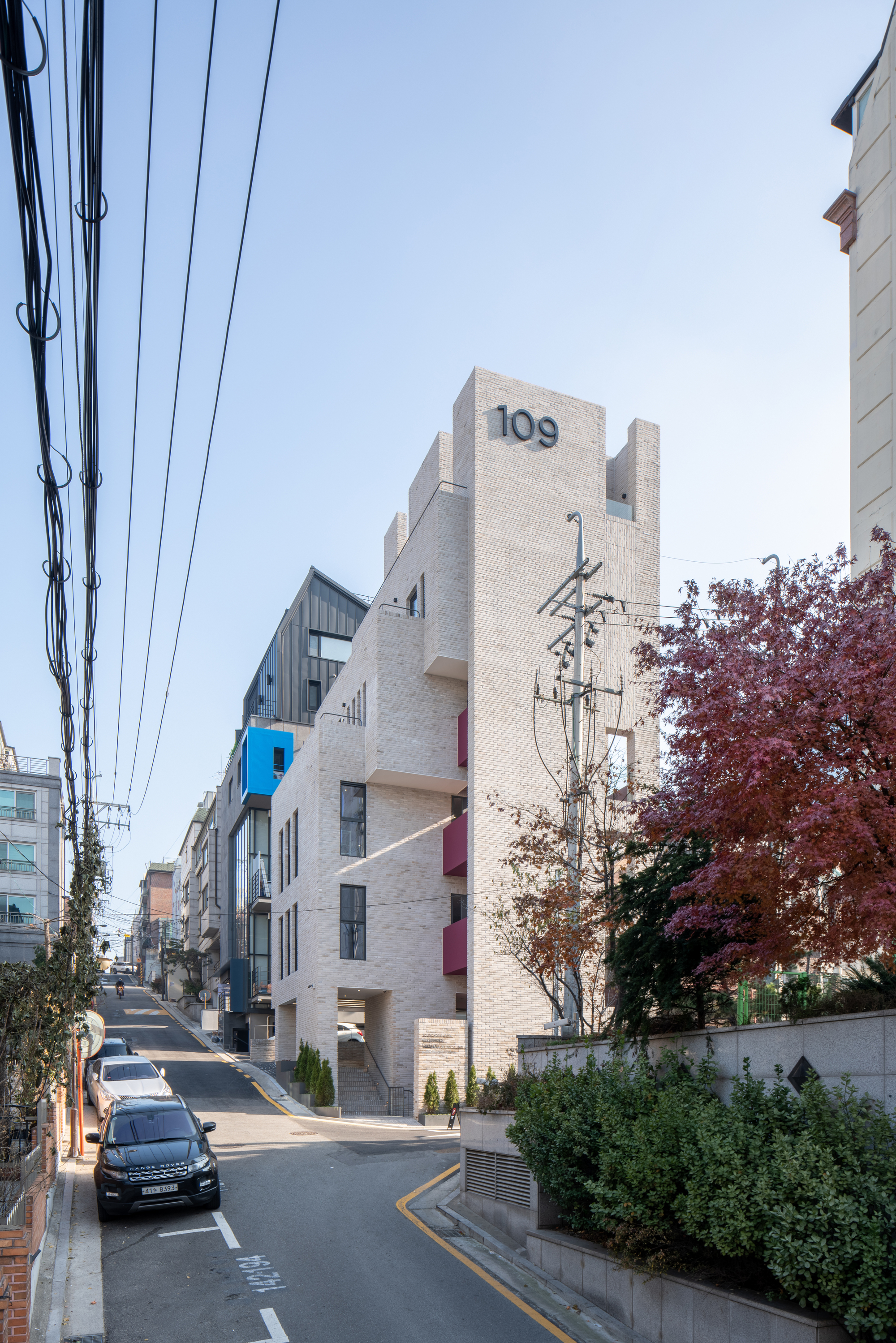 Gallery of NONHYEON 109 Office and Apartment Building / 05STUDIO - 12