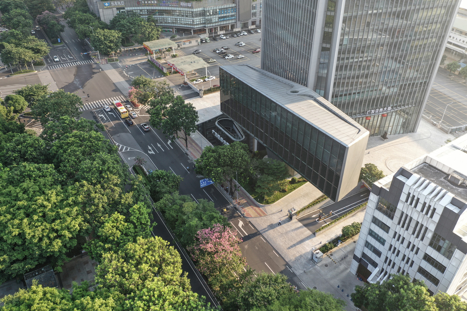 Gallery of JKP Architects completes Guangfa Securities Headquarters - 12