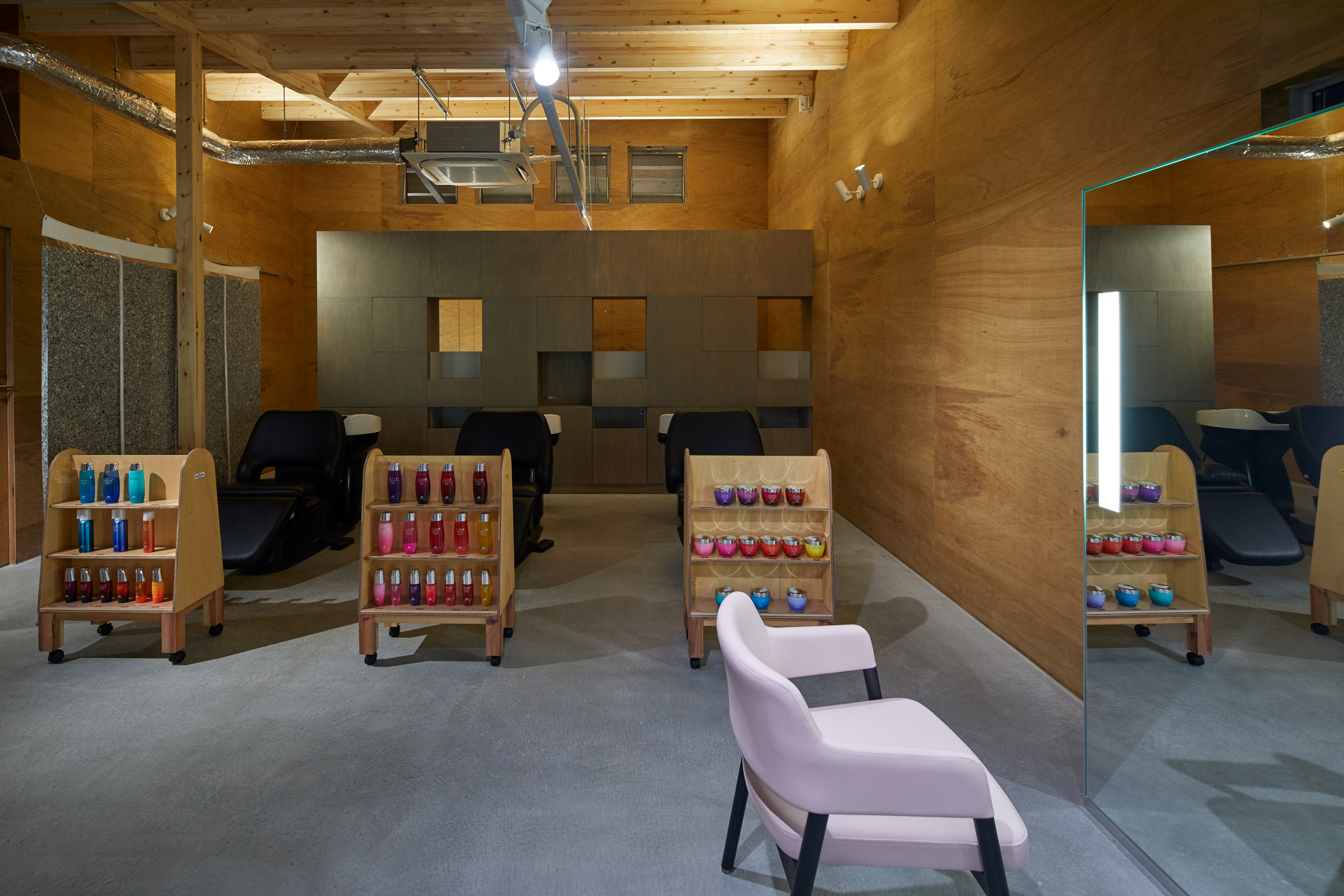 Gallery of Westory Hair Salon / Yoshihiro Kato Atelier - 6
