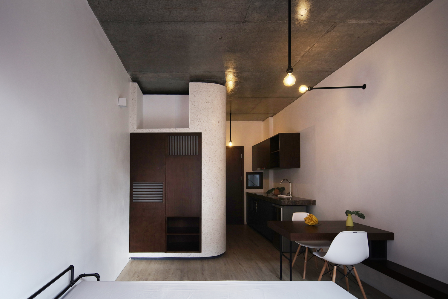 Gallery of Jasmine House / VUUV Architecture and Interior Design - 13