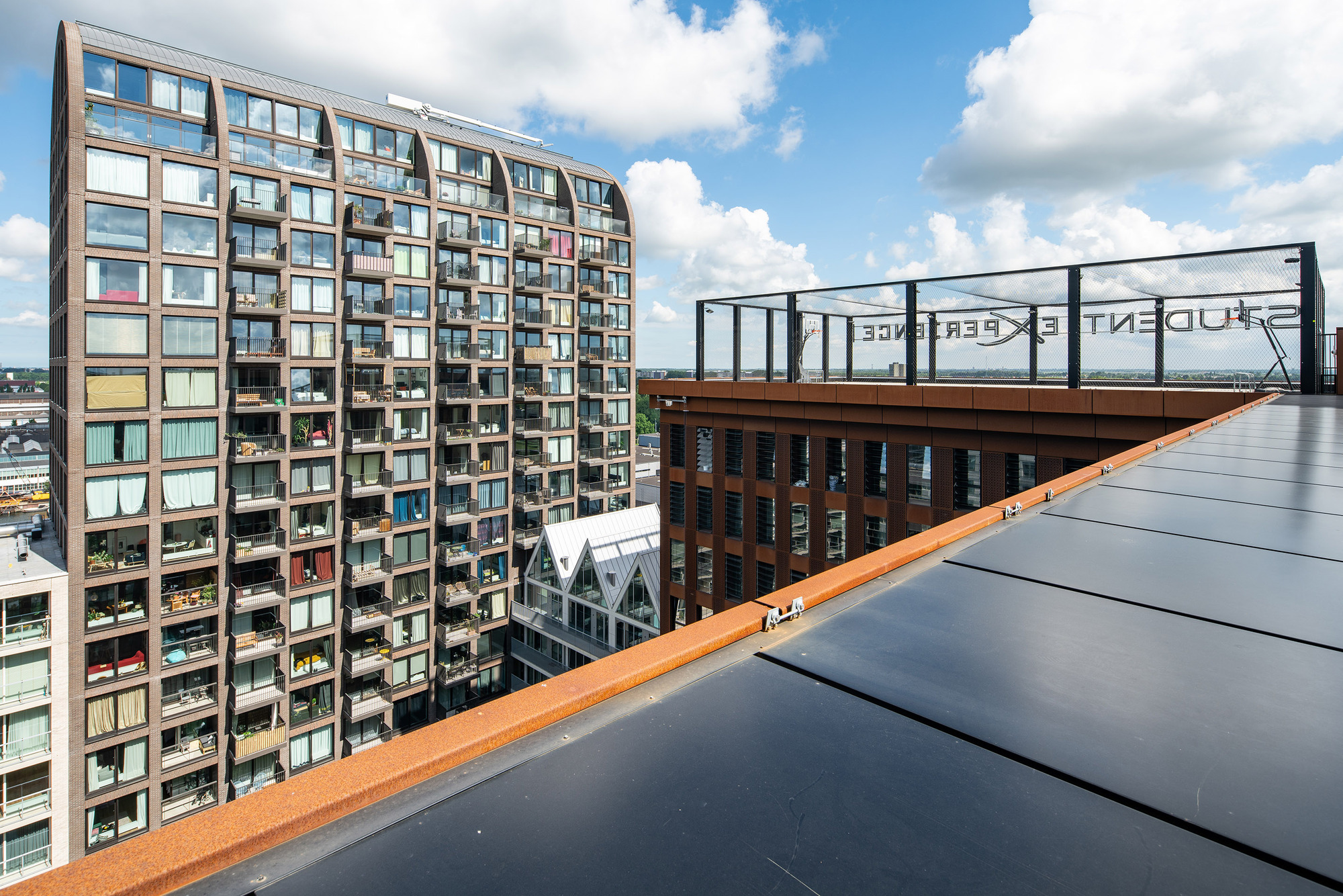 Gallery of De Werf Residential Complex / OZ - 4